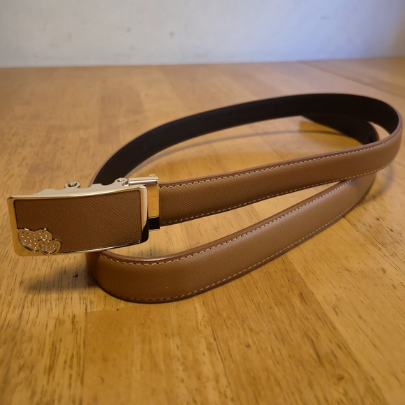 Septwolves | Accessories | Elegant Tan Belt With Gold Buckle | Poshmark